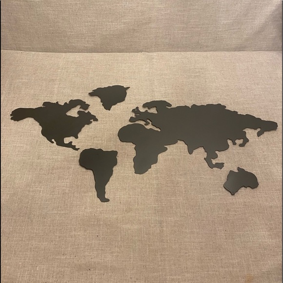 Umbra | Accents | Umbra Mapping World Map Metal Wall Decor On Back Of ...